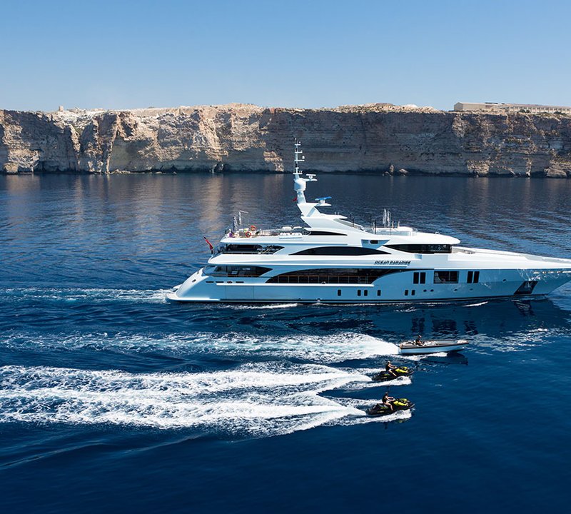 55m Luca Dini Yacht Concept for Benetti Design Innovation Project ...